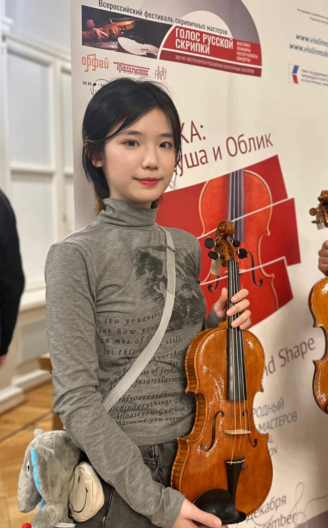 マカオの若手が国際バイオリン製作コンクールで入賞の快挙 | マカオ新聞｜The Macau Shimbun